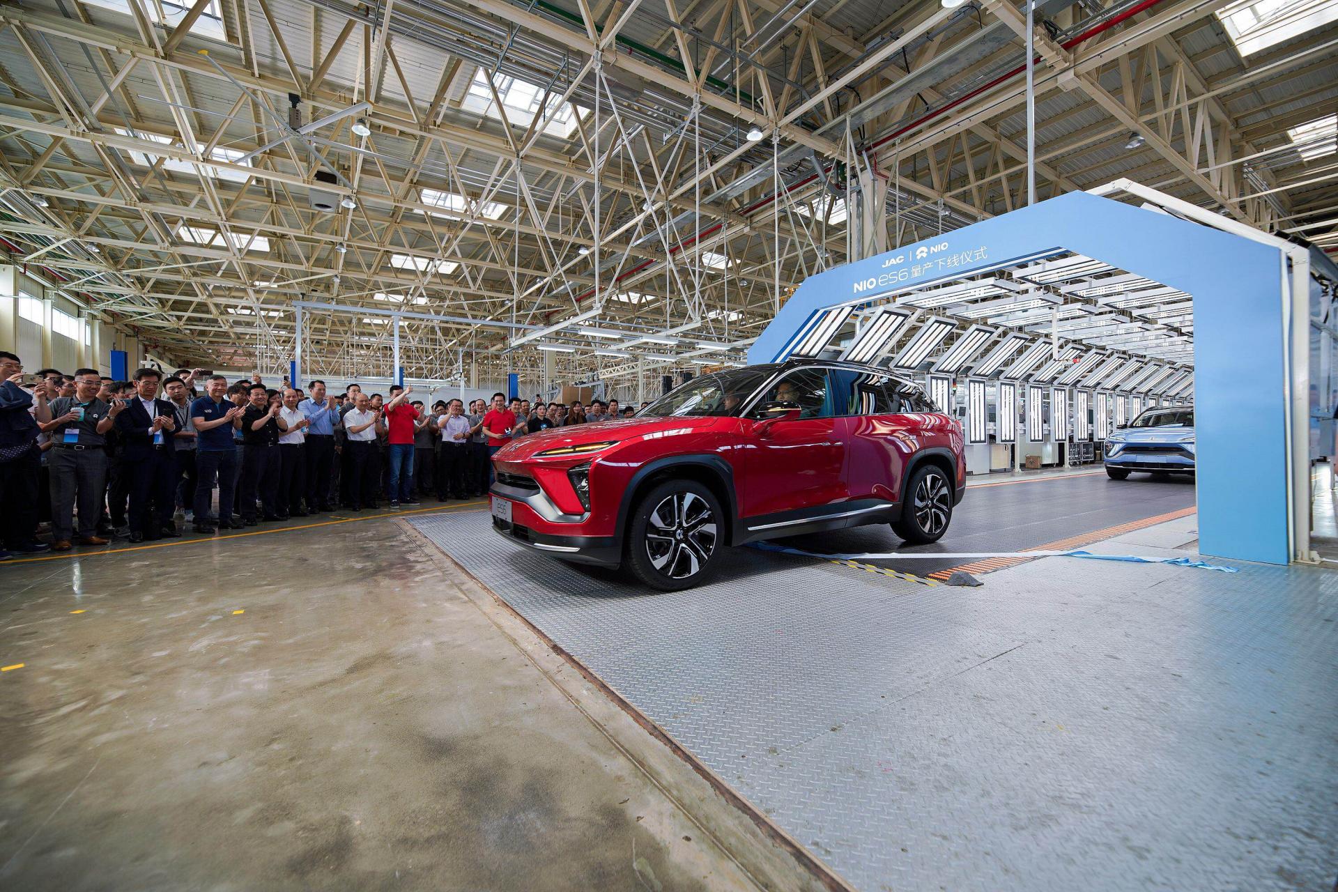 First NIO ES6 Production Models Roll Off the Line, Delivery to Begin in ...